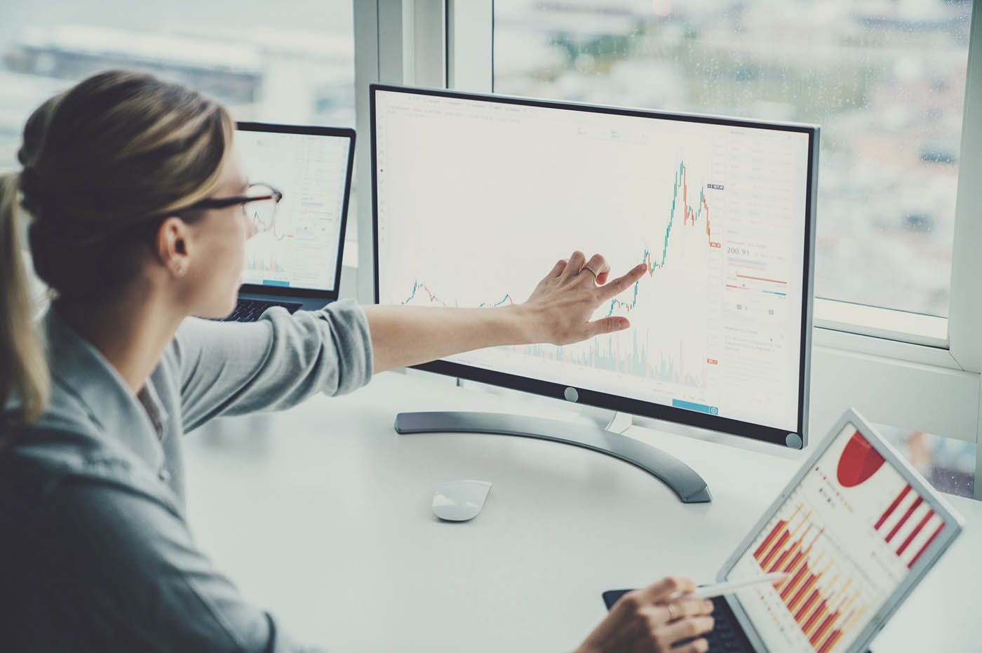 Oracle Business Intelligence (BI) & Big Data Analytics / Perficient Oracle Business Intelligence (BI) & Big Data Analytics / Perficient